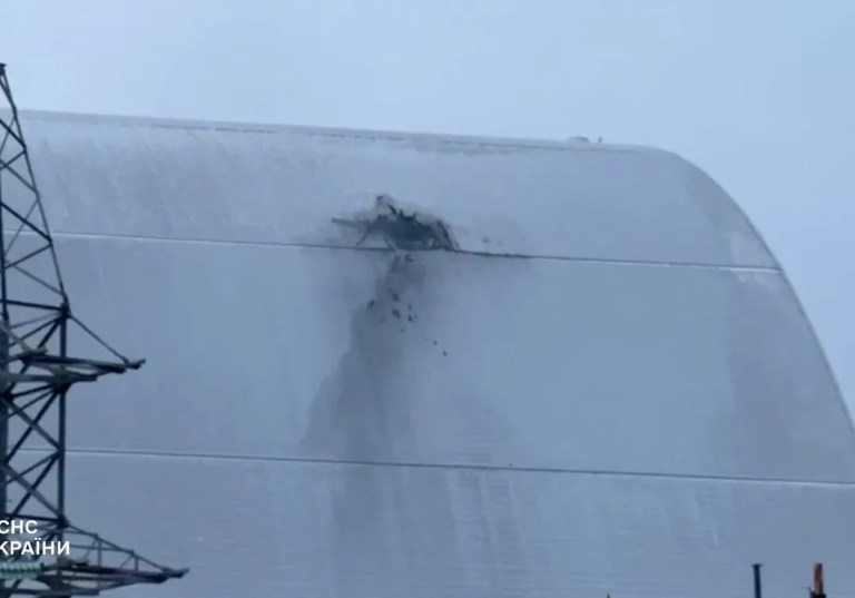 Chernobyl nuclear plant’s shield damaged: UN agency « nuclear-news